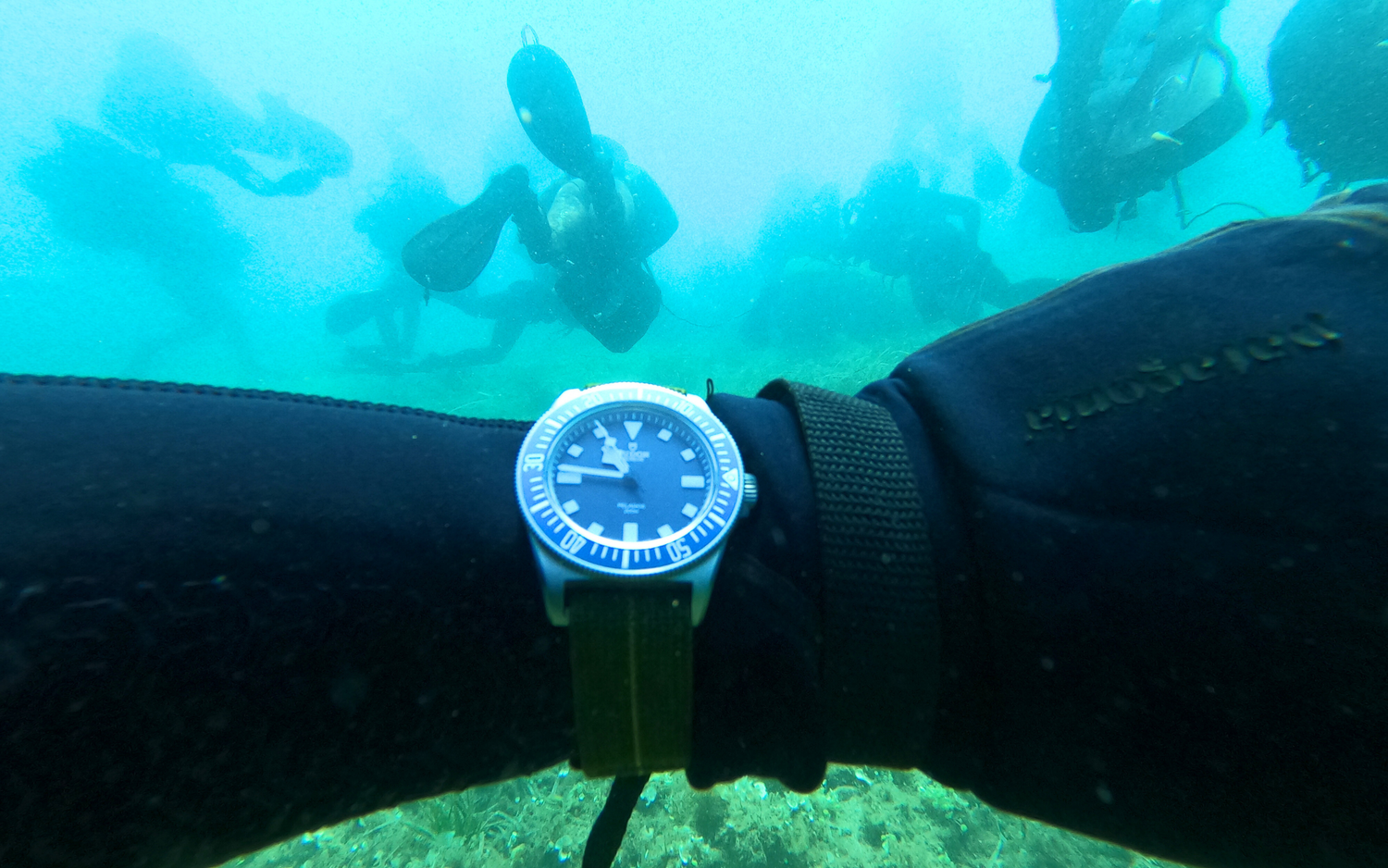 French SpecOps, Tudor FXD, & The Commando Strap – Watches of Espionage